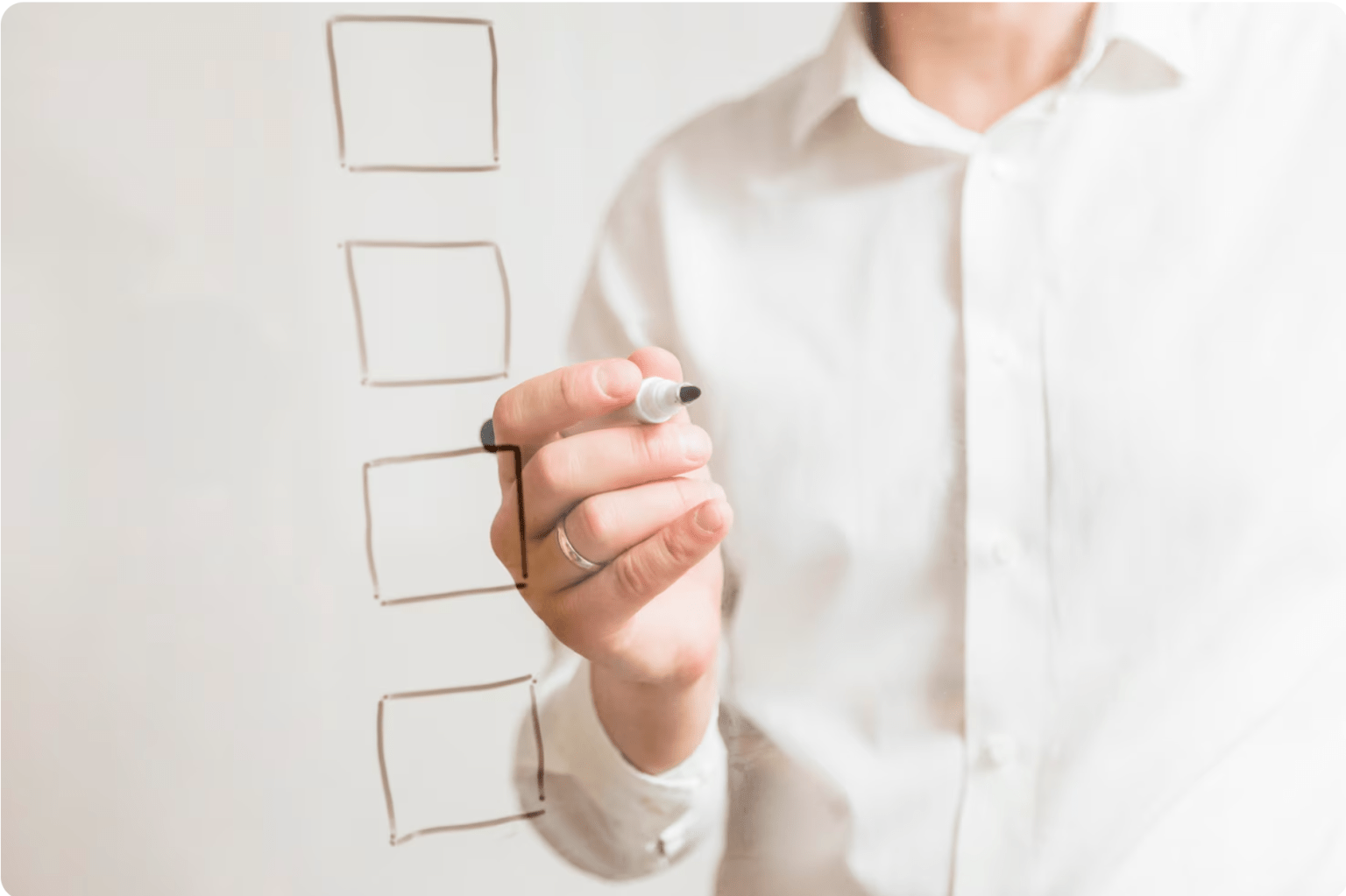 해외 주재원 가족 동반 vs 단신 부임, 장단점과 복지 비교 – RELOG